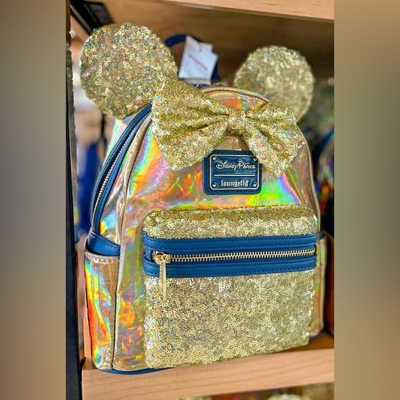 Disney | Bags | Disneys Minnie Mouse Earidescent Loungefly Mini ...